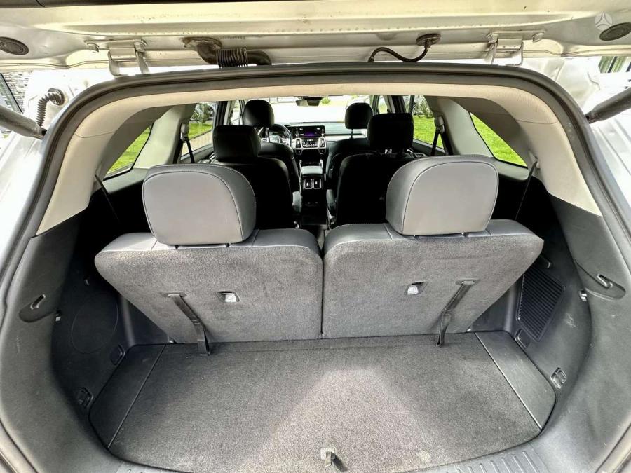 Pelēks Kia Sorento 2022 Viļņa, ar dzinēja tilpumu 1.60 L un nobraukumu 120 tūkst. km par 24400 €, foto 39 vietnē AUTOMOTO.COM.LV