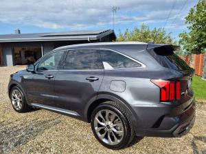 Grey Kia Sorento 2022 in Marijampole, with an engine capacity of 2.15 L and mileage of 235 thousand km for 22500 €, photo 28 on AUTOMOTO.COM.LV