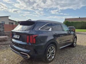 Grey Kia Sorento 2022 in Marijampole, with an engine capacity of 2.15 L and mileage of 235 thousand km for 22500 €, photo 29 on AUTOMOTO.COM.LV