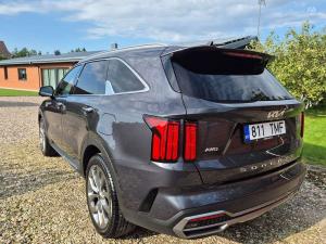 Grey Kia Sorento 2022 in Marijampole, with an engine capacity of 2.15 L and mileage of 235 thousand km for 22500 €, photo 34 on AUTOMOTO.COM.LV