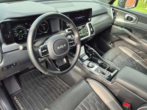 Grey Kia Sorento 2022 in Marijampole, with an engine capacity of 2.15 L and mileage of 235 thousand km for 22500 €, photo 36 on AUTOMOTO.COM.LV