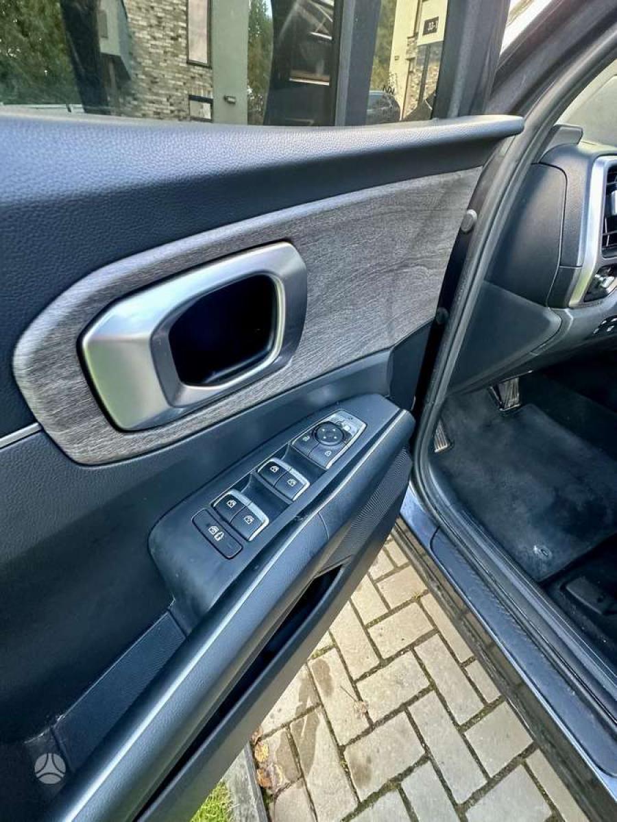Pelēks Kia Sorento 2022 Viļņa, ar dzinēja tilpumu 2.15 L un nobraukumu 161 tūkst. km par 15250 €, foto 19 vietnē AUTOMOTO.COM.LV