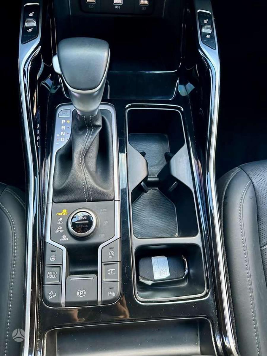 Pelēks Kia Sorento 2022 Viļņa, ar dzinēja tilpumu 2.15 L un nobraukumu 161 tūkst. km par 15250 €, foto 20 vietnē AUTOMOTO.COM.LV