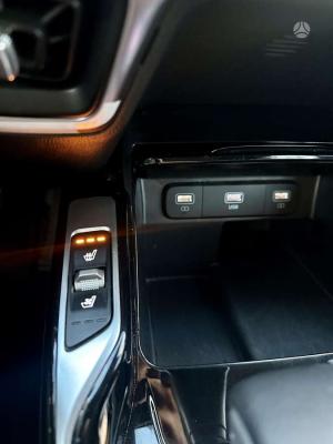 Pelēks Kia Sorento 2022 Viļņa, ar dzinēja tilpumu 2.15 L un nobraukumu 161 tūkst. km par 15250 €, foto 23 vietnē AUTOMOTO.COM.LV