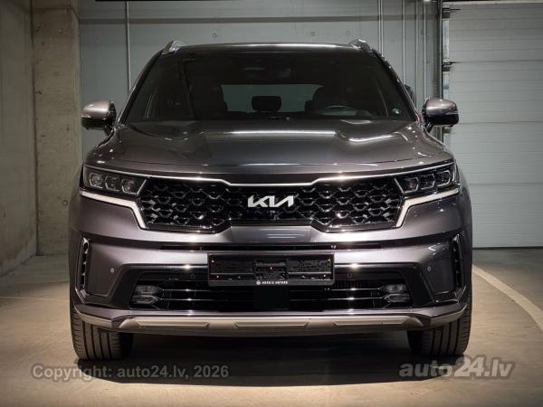 Pelēks Kia Sorento 2023 Tallina, ar dzinēja tilpumu 2.20 L un nobraukumu 127 tūkst. km par 32990 €, foto 5 vietnē AUTOMOTO.COM.LV