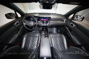 Grey Kia Sorento 2023 in Tallinn, with an engine capacity of 2.20 L and mileage of 127 thousand km for 32990 €, photo 10 on AUTOMOTO.COM.LV