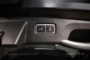 Grey Kia Sorento 2023 in Tallinn, with an engine capacity of 2.20 L and mileage of 127 thousand km for 32990 €, photo 27 on AUTOMOTO.COM.LV