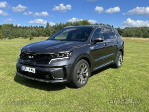 Grey Kia Sorento 2024 in Tallinn, with an engine capacity of 2.20 L and mileage of 47 thousand km for 45900 €, photo  on AUTOMOTO.COM.LV