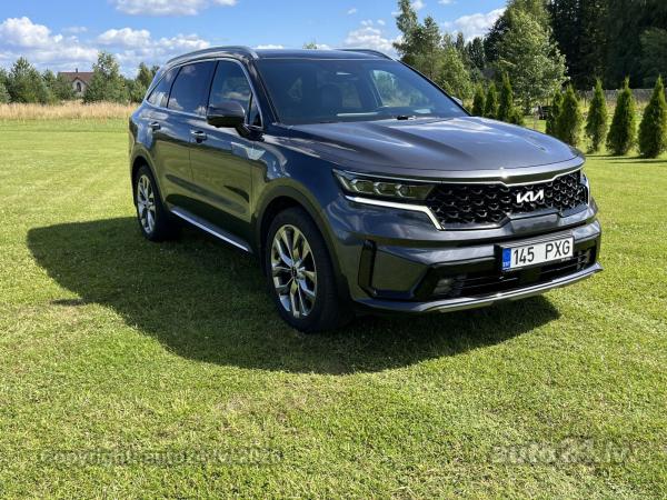 Pelēks Kia Sorento 2024 Tallina, ar dzinēja tilpumu 2.20 L un nobraukumu 47 tūkst. km par 45900 €, foto 2 vietnē AUTOMOTO.COM.LV