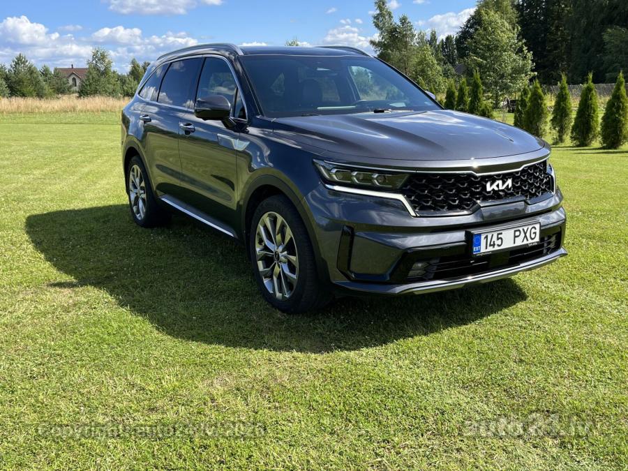Pelēks Kia Sorento 2024 Tallina, ar dzinēja tilpumu 2.20 L un nobraukumu 47 tūkst. km par 45900 €, foto 3 vietnē AUTOMOTO.COM.LV