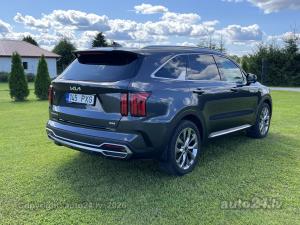 Pelēks Kia Sorento 2024 Tallina, ar dzinēja tilpumu 2.20 L un nobraukumu 47 tūkst. km par 45900 €, foto 5 vietnē AUTOMOTO.COM.LV