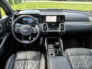 Pelēks Kia Sorento 2024 Tallina, ar dzinēja tilpumu 2.20 L un nobraukumu 47 tūkst. km par 45900 €, foto 13 vietnē AUTOMOTO.COM.LV