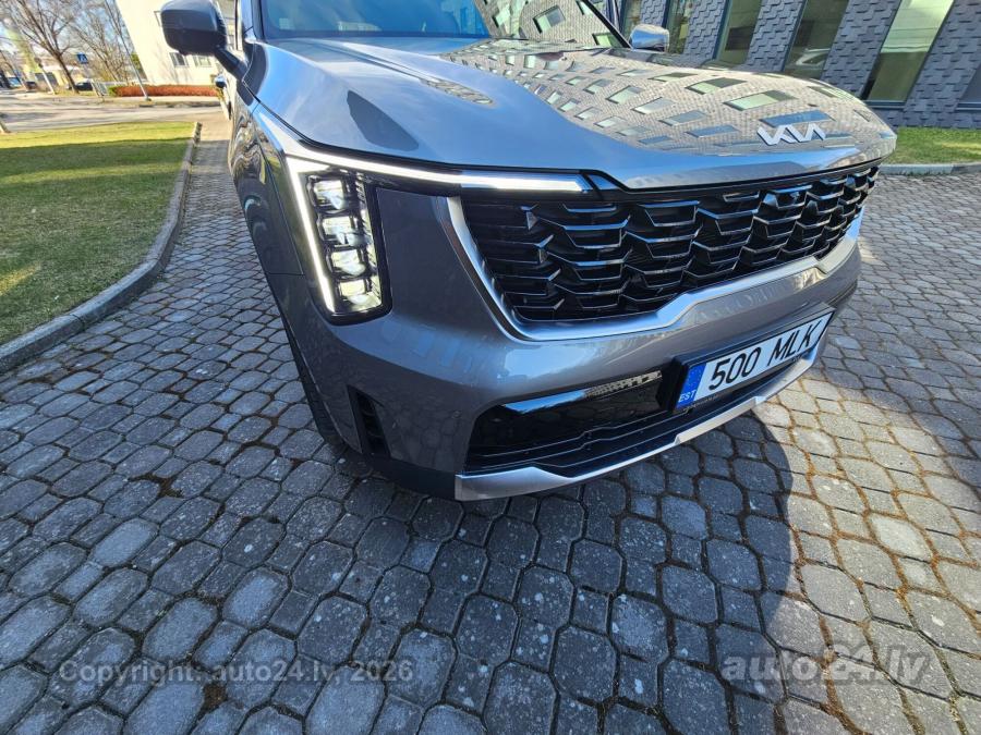 Серый Киа Соренто 2025 в Таллин, объемом двигателя 2.20 л и пробегом 13 тыс. км за 61500 €, фото 7 на AUTOMOTO.COM.LV