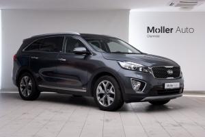 Pelēks Kia Sorento 2016 Peetri, ar dzinēja tilpumu 2.20 L un nobraukumu 141 tūkst. km par 20700 €, foto 3 vietnē AUTOMOTO.COM.LV