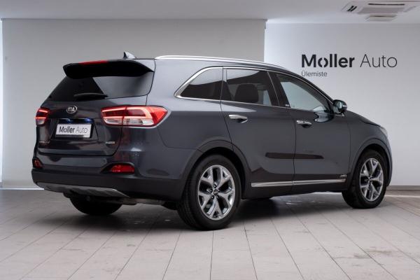 Grey Kia Sorento 2016 in Peetri, with an engine capacity of 2.20 L and mileage of 141 thousand km for 20700 €, photo 4 on AUTOMOTO.COM.LV