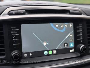 Pelēks Kia Sorento 2015 Rapla, ar dzinēja tilpumu 2.20 L un nobraukumu 276 tūkst. km par 16000 €, foto 7 vietnē AUTOMOTO.COM.LV