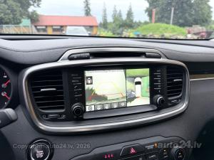 Pelēks Kia Sorento 2015 Rapla, ar dzinēja tilpumu 2.20 L un nobraukumu 276 tūkst. km par 16000 €, foto 8 vietnē AUTOMOTO.COM.LV