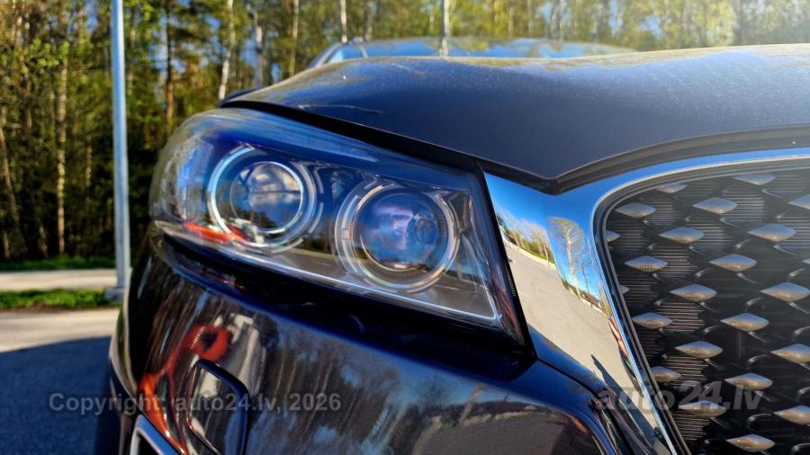 Pelēks Kia Sorento 2016 Tallina, ar dzinēja tilpumu 2.20 L un nobraukumu 194 tūkst. km par 15000 €, foto 7 vietnē AUTOMOTO.COM.LV