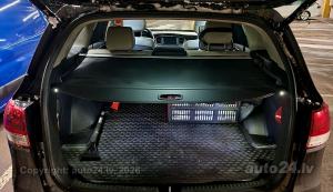 Pelēks Kia Sorento 2016 Tallina, ar dzinēja tilpumu 2.20 L un nobraukumu 194 tūkst. km par 15000 €, foto 19 vietnē AUTOMOTO.COM.LV