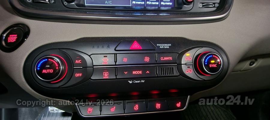 Pelēks Kia Sorento 2016 Tallina, ar dzinēja tilpumu 2.20 L un nobraukumu 194 tūkst. km par 15000 €, foto 28 vietnē AUTOMOTO.COM.LV