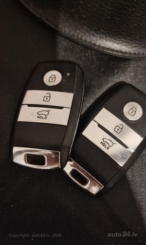 Pelēks Kia Sorento 2016 Tallina, ar dzinēja tilpumu 2.20 L un nobraukumu 194 tūkst. km par 15000 €, foto 29 vietnē AUTOMOTO.COM.LV