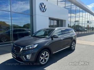 Pelēks Kia Sorento 2016 Tallina, ar dzinēja tilpumu 2.20 L un nobraukumu 141 tūkst. km par 17990 €, foto  vietnē AUTOMOTO.COM.LV