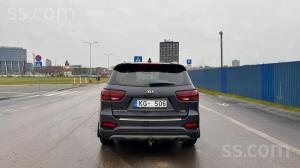 Pelēks Kia Sorento 2018 Rīga, ar dzinēja tilpumu 2.20 L un nobraukumu 70 tūkst. km par 19000 €, foto 3 vietnē AUTOMOTO.COM.LV