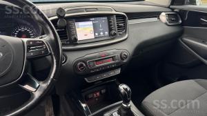 Pelēks Kia Sorento 2018 Rīga, ar dzinēja tilpumu 2.20 L un nobraukumu 70 tūkst. km par 19000 €, foto 6 vietnē AUTOMOTO.COM.LV