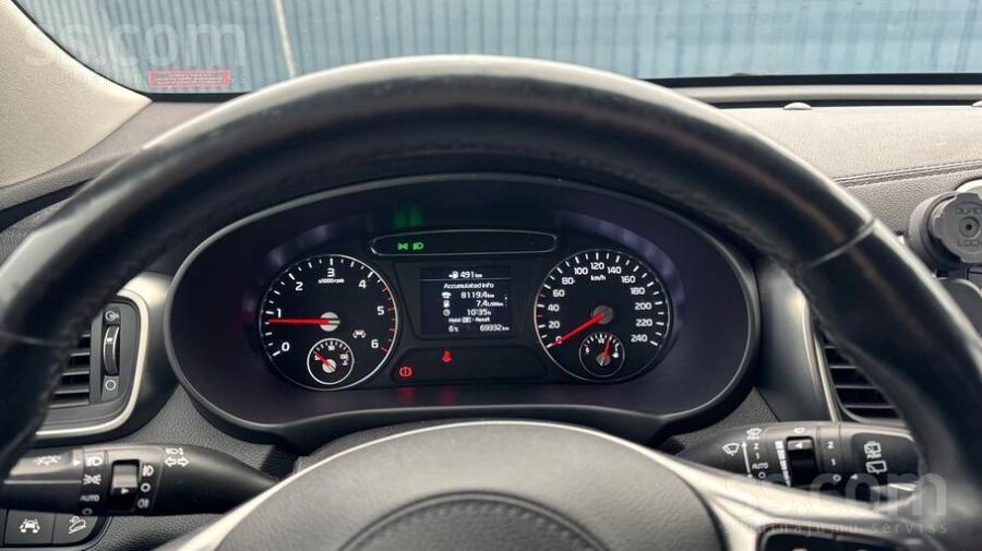 Pelēks Kia Sorento 2018 Rīga, ar dzinēja tilpumu 2.20 L un nobraukumu 70 tūkst. km par 19000 €, foto 7 vietnē AUTOMOTO.COM.LV