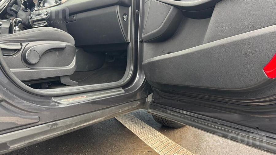 Pelēks Kia Sorento 2018 Rīga, ar dzinēja tilpumu 2.20 L un nobraukumu 70 tūkst. km par 19000 €, foto 11 vietnē AUTOMOTO.COM.LV