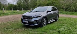 Pelēks Kia Sorento 2019 Tallina, ar dzinēja tilpumu 2.20 L un nobraukumu 164 tūkst. km par 22500 €, foto 4 vietnē AUTOMOTO.COM.LV
