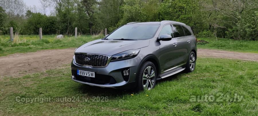 Pelēks Kia Sorento 2019 Tallina, ar dzinēja tilpumu 2.20 L un nobraukumu 164 tūkst. km par 22500 €, foto 4 vietnē AUTOMOTO.COM.LV