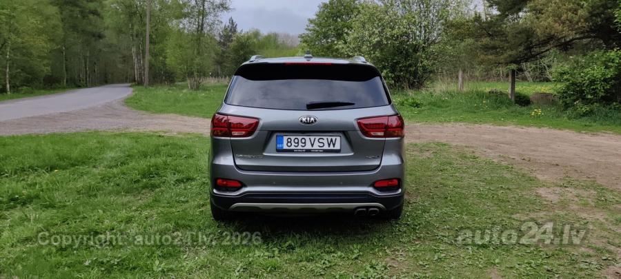 Pelēks Kia Sorento 2019 Tallina, ar dzinēja tilpumu 2.20 L un nobraukumu 164 tūkst. km par 22500 €, foto 7 vietnē AUTOMOTO.COM.LV