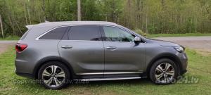 Pelēks Kia Sorento 2019 Tallina, ar dzinēja tilpumu 2.20 L un nobraukumu 164 tūkst. km par 22500 €, foto 9 vietnē AUTOMOTO.COM.LV
