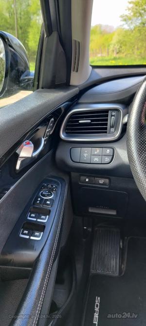 Pelēks Kia Sorento 2019 Tallina, ar dzinēja tilpumu 2.20 L un nobraukumu 164 tūkst. km par 22500 €, foto 13 vietnē AUTOMOTO.COM.LV