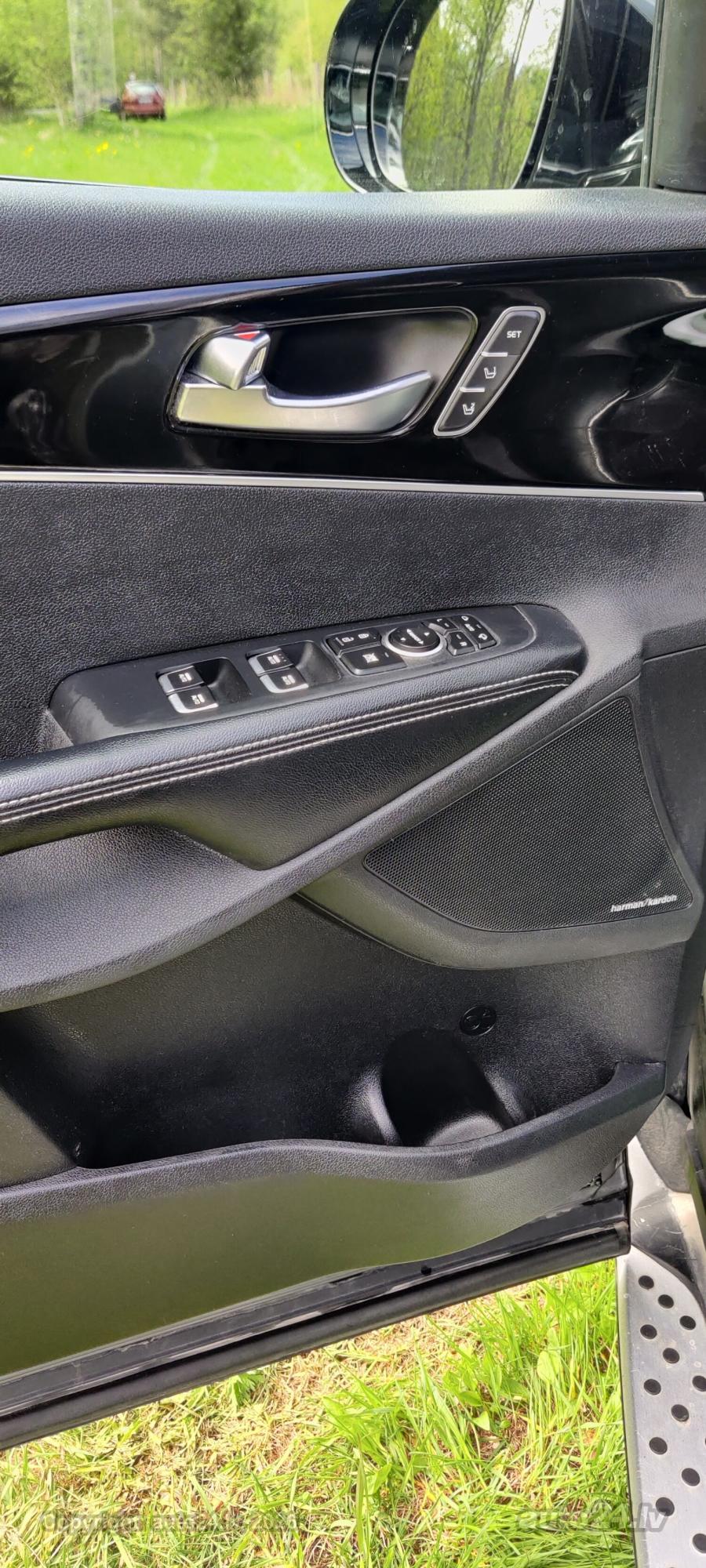 Pelēks Kia Sorento 2019 Tallina, ar dzinēja tilpumu 2.20 L un nobraukumu 164 tūkst. km par 22500 €, foto 18 vietnē AUTOMOTO.COM.LV