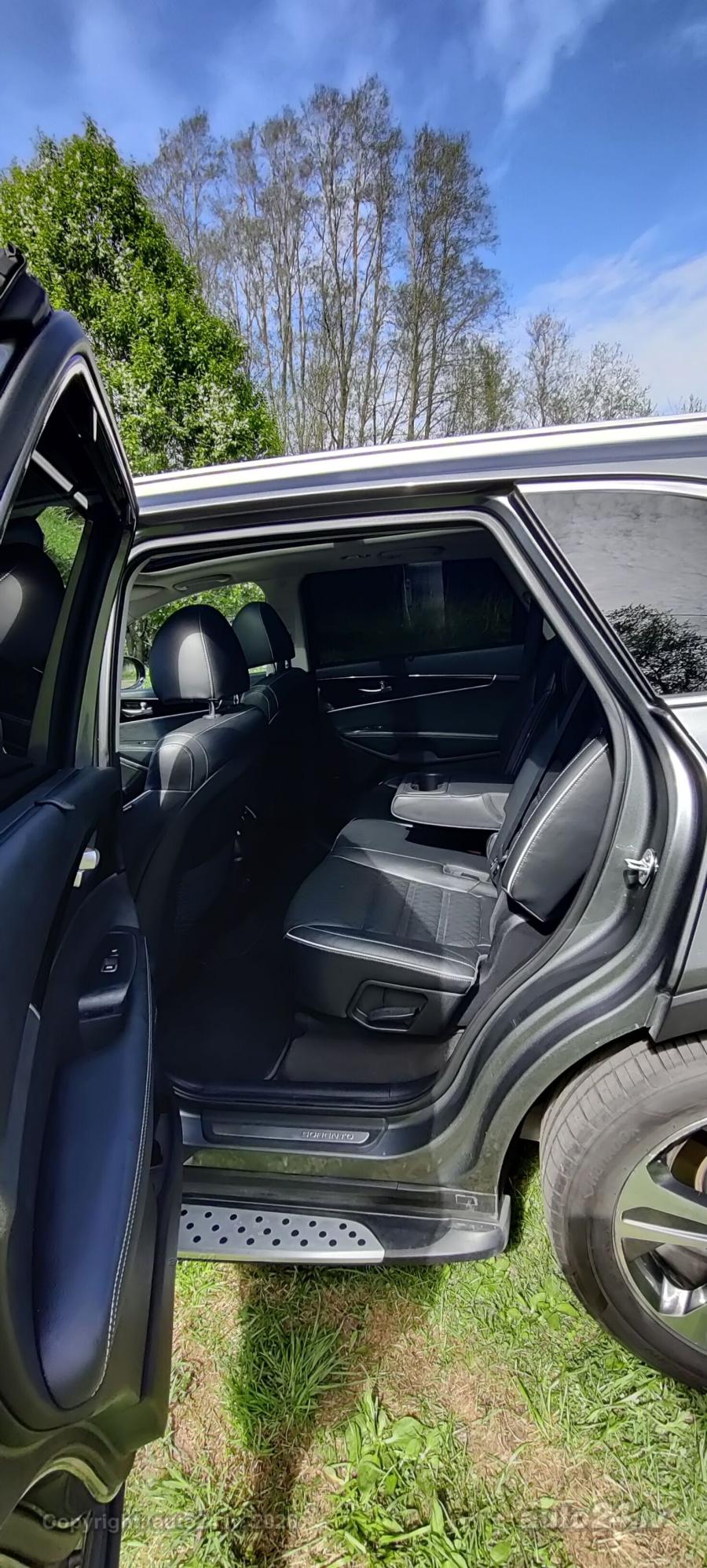 Pelēks Kia Sorento 2019 Tallina, ar dzinēja tilpumu 2.20 L un nobraukumu 164 tūkst. km par 22500 €, foto 21 vietnē AUTOMOTO.COM.LV