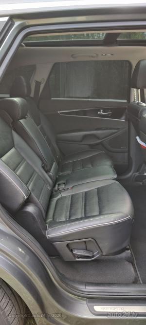 Pelēks Kia Sorento 2019 Tallina, ar dzinēja tilpumu 2.20 L un nobraukumu 164 tūkst. km par 22500 €, foto 24 vietnē AUTOMOTO.COM.LV