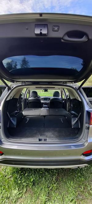 Pelēks Kia Sorento 2019 Tallina, ar dzinēja tilpumu 2.20 L un nobraukumu 164 tūkst. km par 22500 €, foto 29 vietnē AUTOMOTO.COM.LV