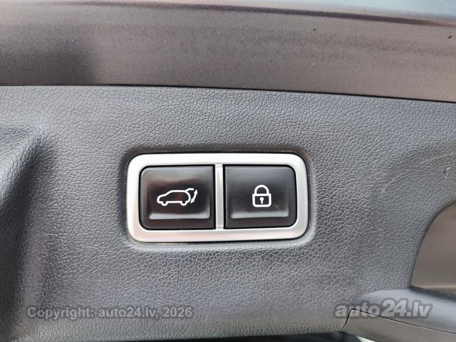 Pelēks Kia Sorento 2020 Tartu, ar dzinēja tilpumu 2.20 L un nobraukumu 131 tūkst. km par 32990 €, foto 7 vietnē AUTOMOTO.COM.LV