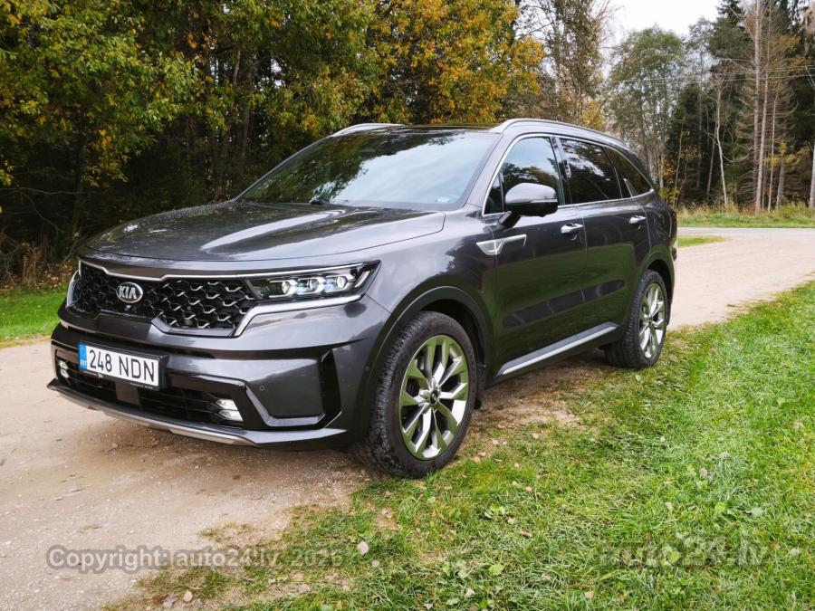 Pelēks Kia Sorento 2021 Tallina, ar dzinēja tilpumu 2.20 L un nobraukumu 155 tūkst. km par 30000 €, foto 4 vietnē AUTOMOTO.COM.LV