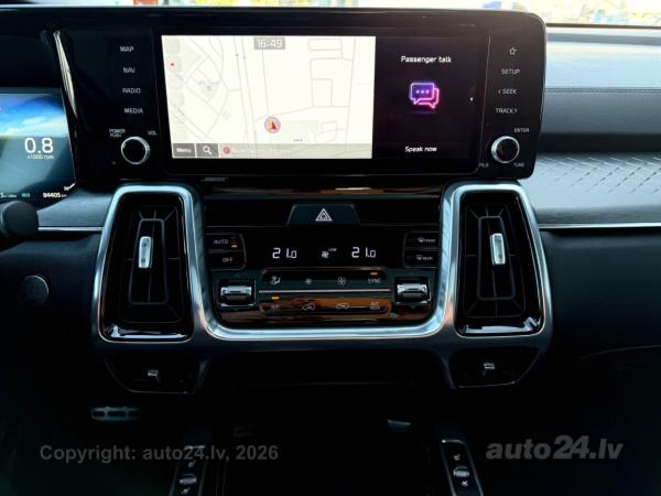 Pelēks Kia Sorento 2023 Tallina, ar dzinēja tilpumu 2.20 L un nobraukumu 84 tūkst. km par 39900 €, foto 9 vietnē AUTOMOTO.COM.LV