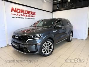 Grey Kia Sorento 2024 in Tallinn, with an engine capacity of 2.20 L and mileage of 48 thousand km for 44990 €, photo  on AUTOMOTO.COM.LV