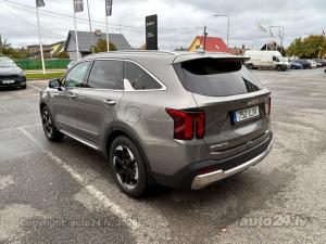 Pelēks Kia Sorento 2026 Rakvere, ar dzinēja tilpumu 2.20 L un nobraukumu 0 tūkst. km par 53990 €, foto 5 vietnē AUTOMOTO.COM.LV