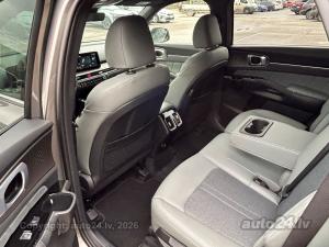 Pelēks Kia Sorento 2026 Rakvere, ar dzinēja tilpumu 2.20 L un nobraukumu 0 tūkst. km par 53990 €, foto 9 vietnē AUTOMOTO.COM.LV