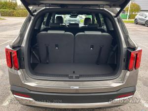 Pelēks Kia Sorento 2026 Rakvere, ar dzinēja tilpumu 2.20 L un nobraukumu 0 tūkst. km par 53990 €, foto 13 vietnē AUTOMOTO.COM.LV