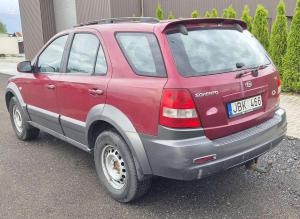 Sarkans Kia Sorento 2004 Viļņa, ar dzinēja tilpumu 2.49 L un nobraukumu 334 tūkst. km par 1400 €, foto 4 vietnē AUTOMOTO.COM.LV