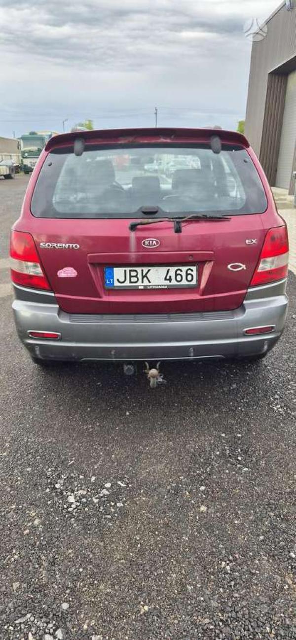 Sarkans Kia Sorento 2004 Viļņa, ar dzinēja tilpumu 2.49 L un nobraukumu 334 tūkst. km par 1400 €, foto 4 vietnē AUTOMOTO.COM.LV