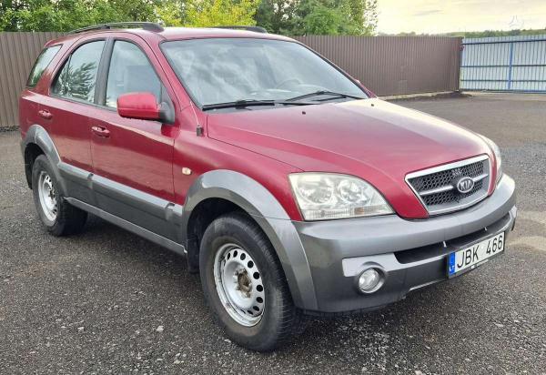 Sarkans Kia Sorento 2004 Viļņa, ar dzinēja tilpumu 2.49 L un nobraukumu 334 tūkst. km par 1400 €, foto 7 vietnē AUTOMOTO.COM.LV