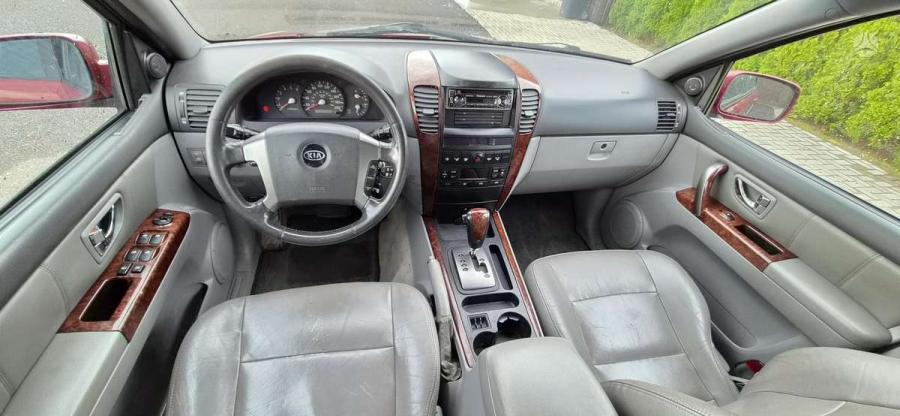 Sarkans Kia Sorento 2004 Viļņa, ar dzinēja tilpumu 2.49 L un nobraukumu 334 tūkst. km par 1400 €, foto 20 vietnē AUTOMOTO.COM.LV